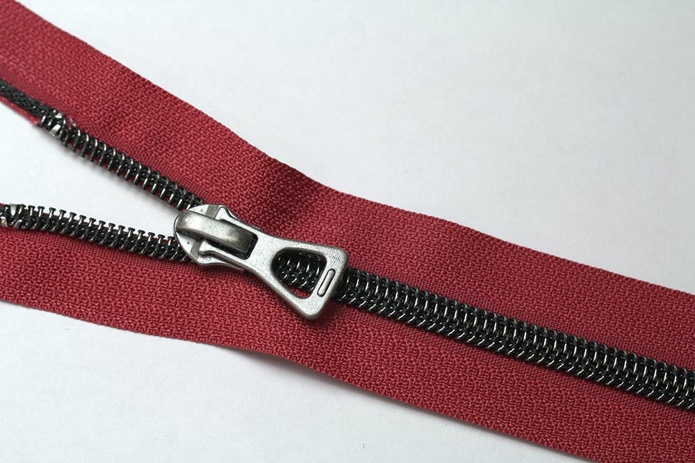 What Is The Difference Between Zippers?